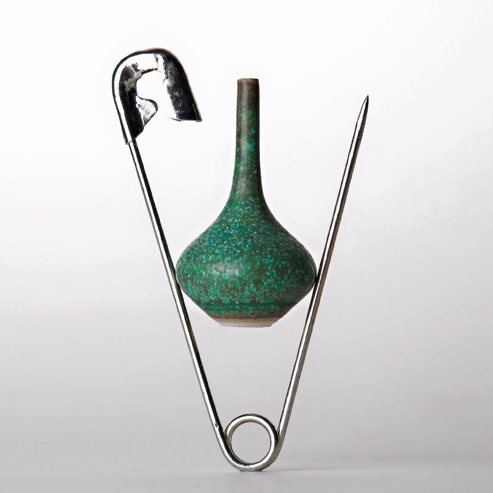 Jon Almeda’s Miniature Hand Thrown Pottery(2) - ArtPeople.Net